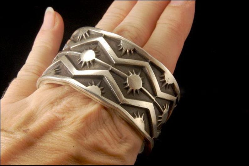 Vintage Navajo EMERSON BILL 141g Sterling Hand Deep Stamped Cuff ...