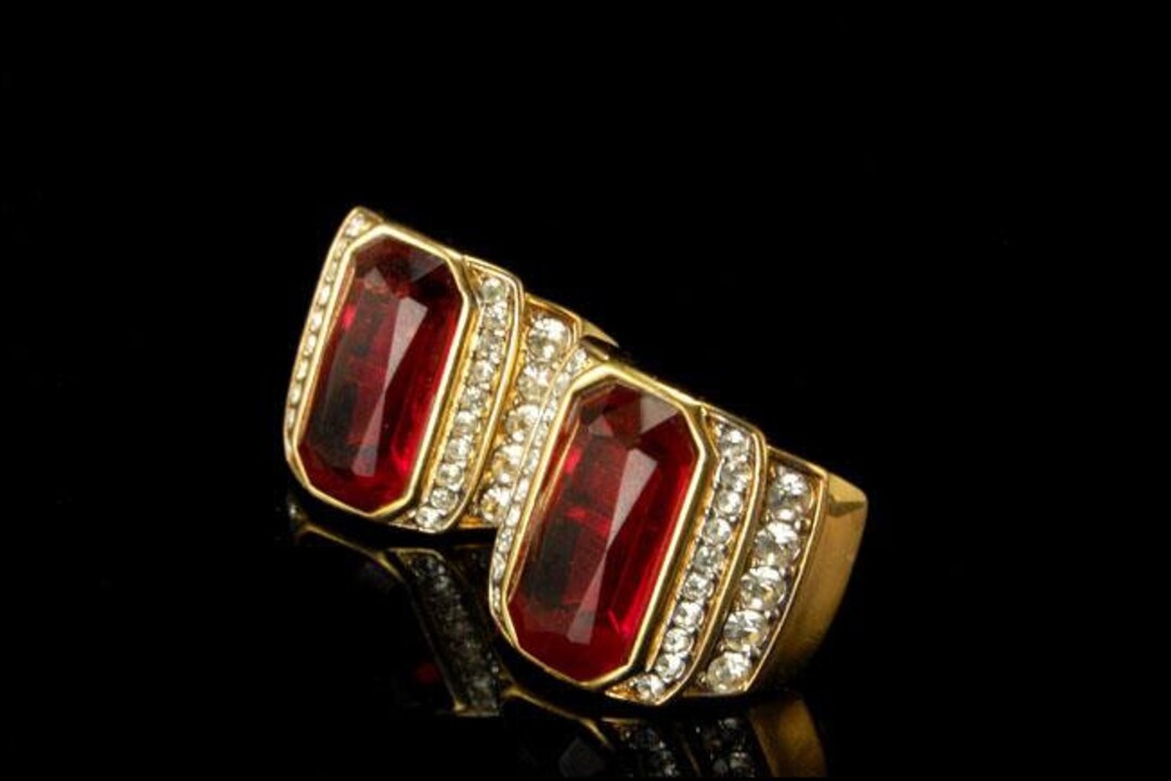 Vintage Nina Ricci Ruby Art Glass Diamond Rhinestone Gold Tone Earrings ...