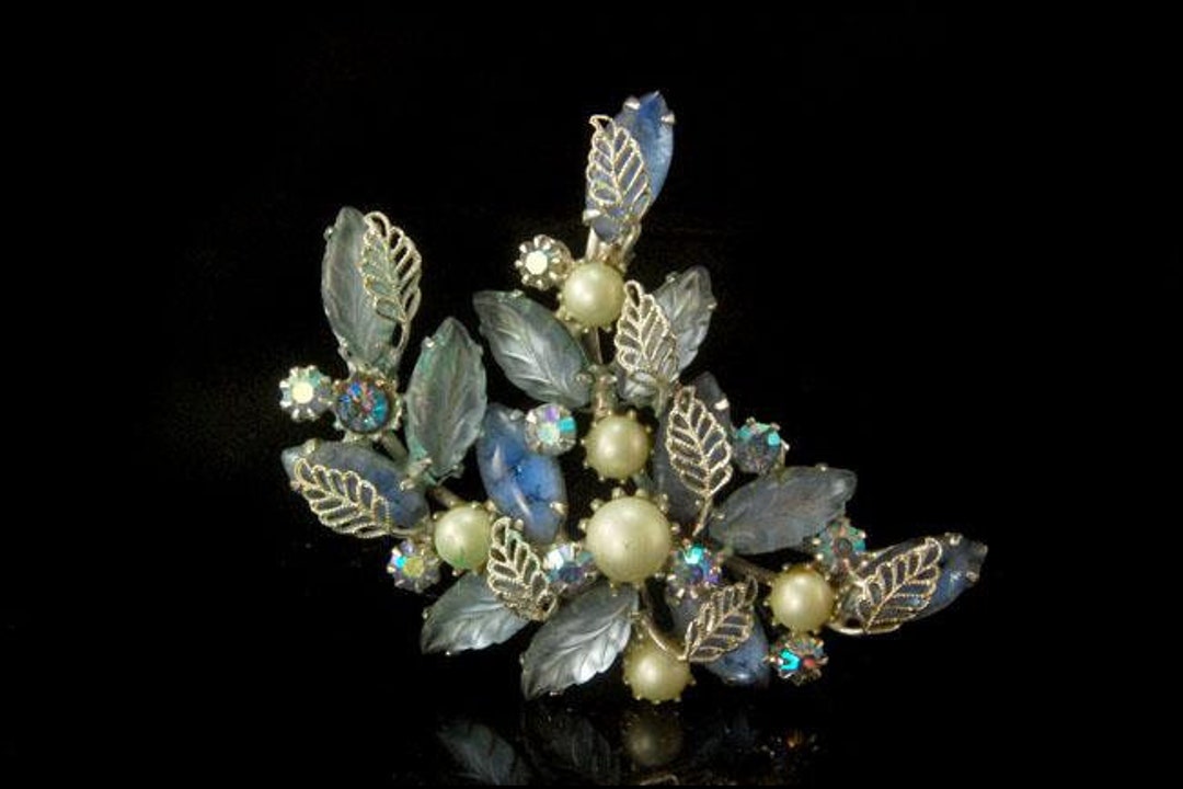Vintage Kramer Fruit Salad Blue Glass Aurora Rhinestone Pearl Pin ...