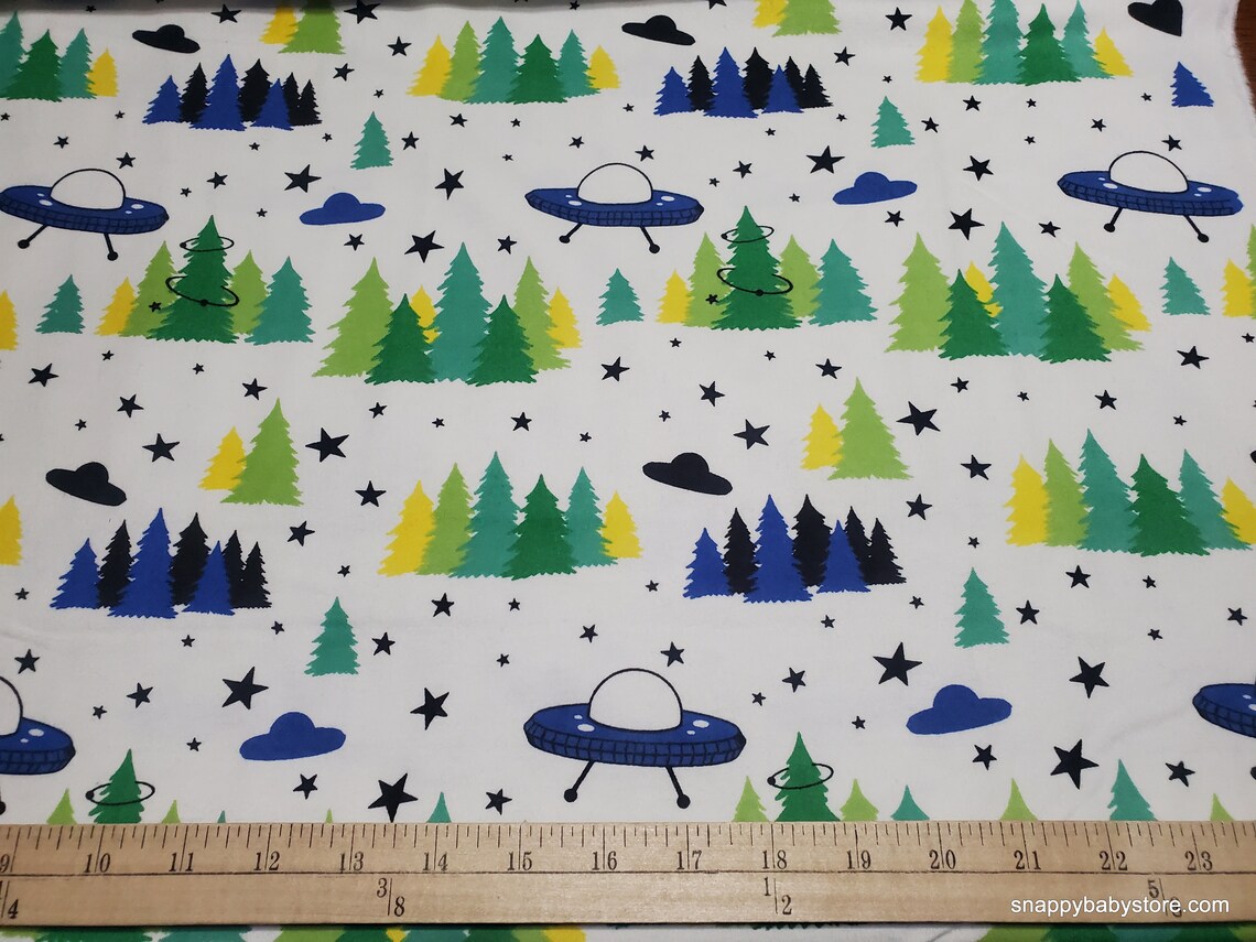 Flannel Fabric - Aliens Scenic - by the Yard - 100% Cotton Flannel - Etsy