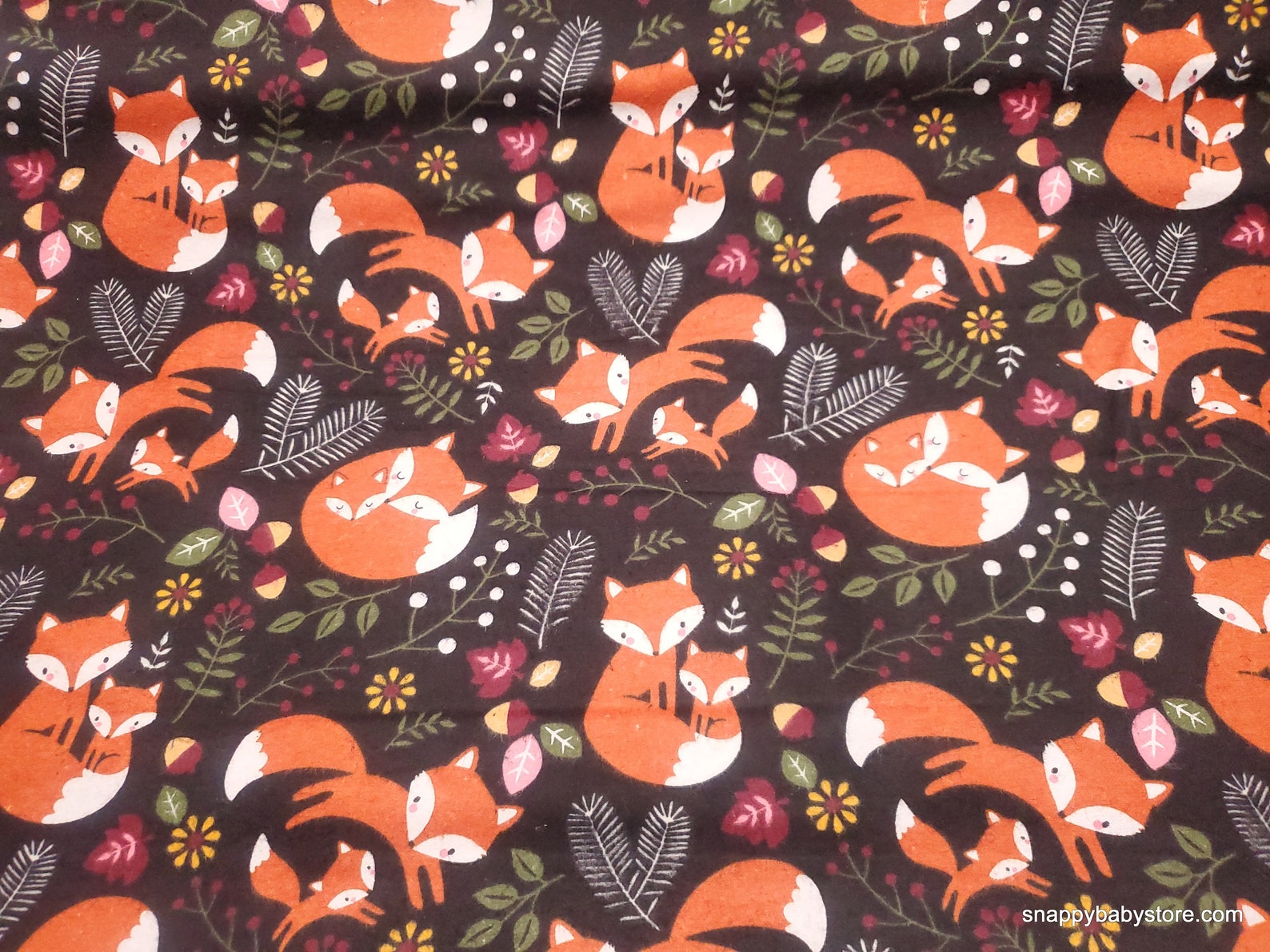 Flannel Fabric Sweet Foxes on Black by the Yard 100% - Etsy