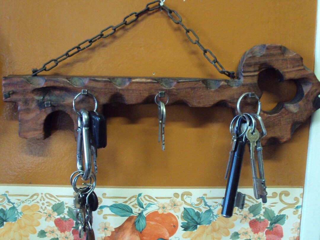 Spanish Style Wooden Key Ring Dating From the 1970s. - Etsy
