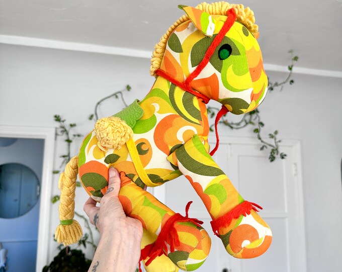 Vintage Groovy 60s Daisy Flower Power Print Groovy Stuffed Pony Horse ...