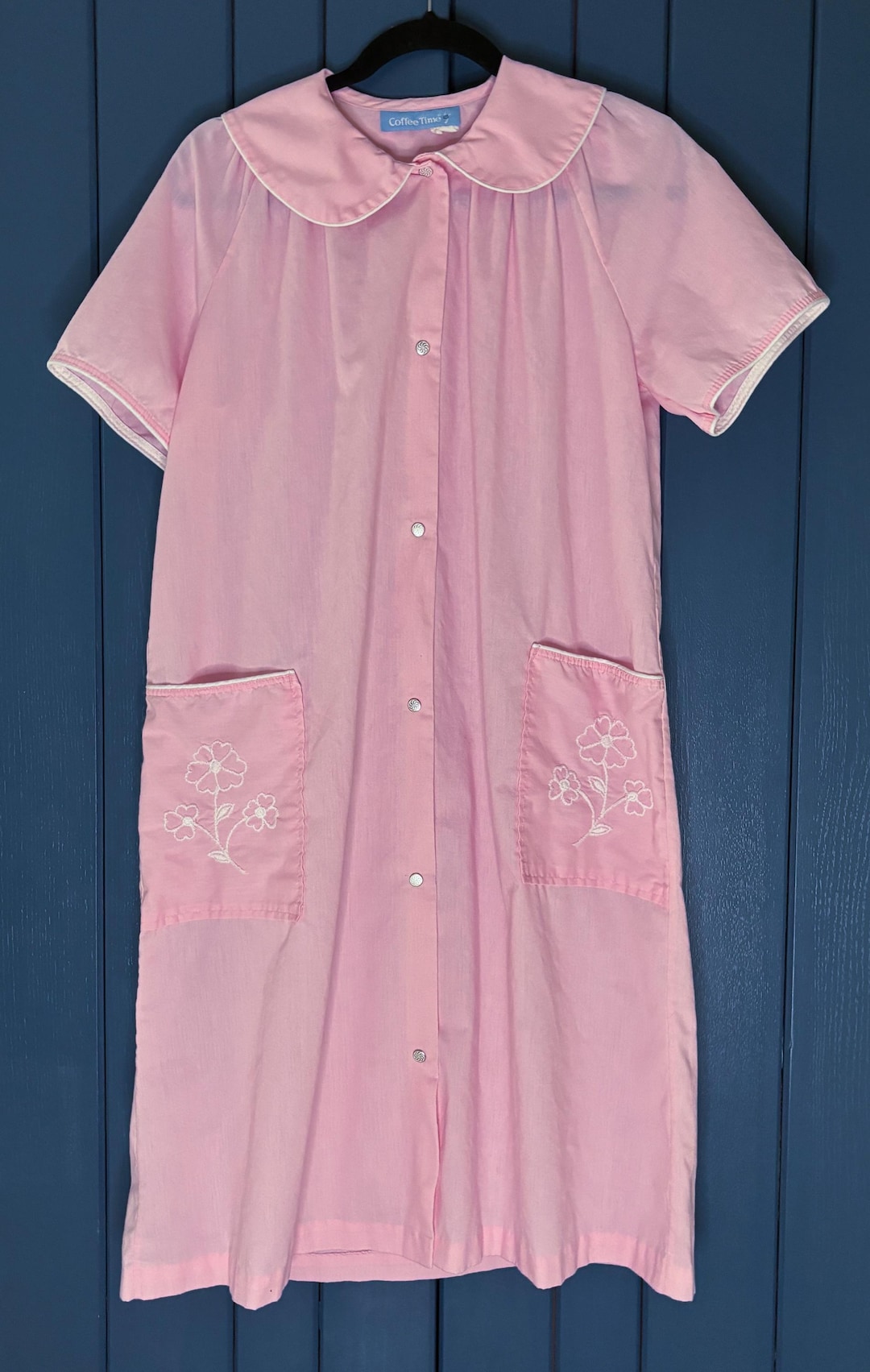 Vintage Pink House Coat Robe Peter Pan Collar Size Medium Snap Closure ...
