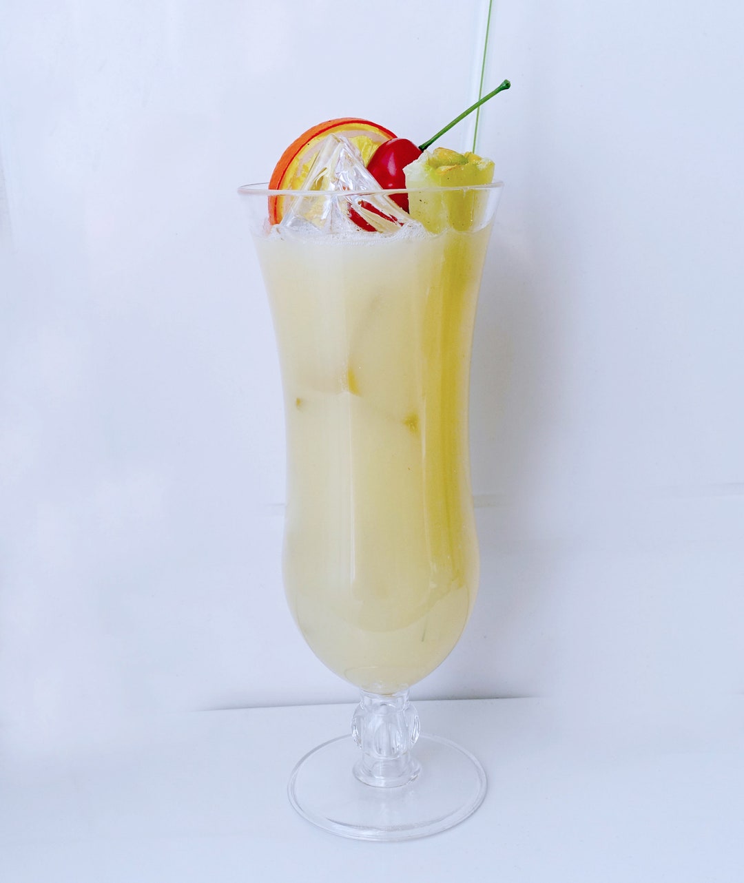 Pina Colada Fake Cocktail - Display Item. Themed Events and Kitchen ...