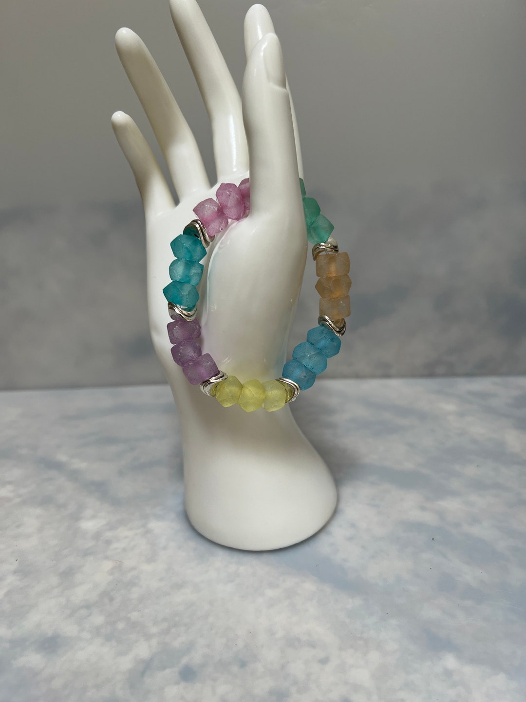 CONFETTI BRACELET: Beautiful Spring Fun! Playful Colors. Faceted ...