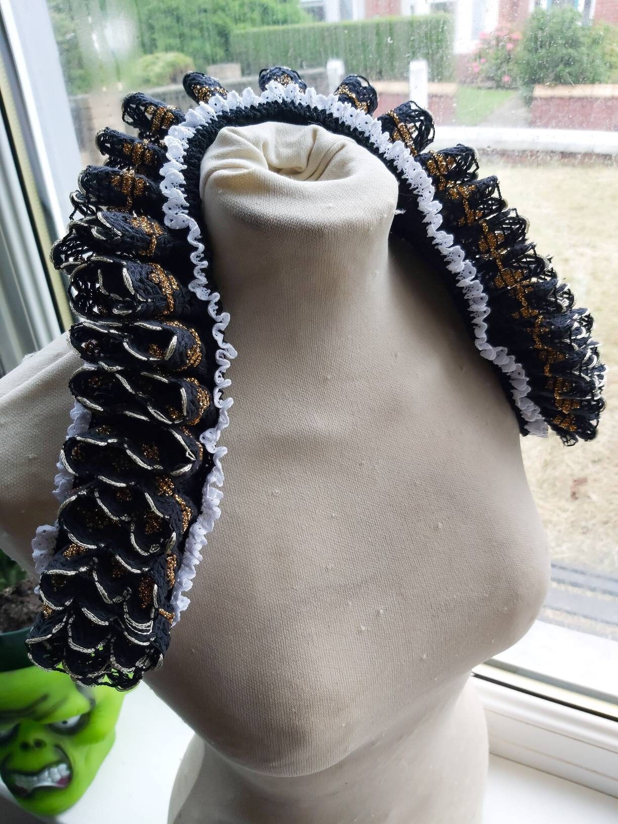 Black gold and white handsewn ruff. Ties around the back | Etsy