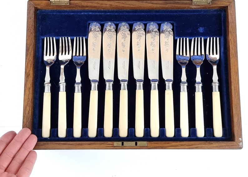 Wooden Cased Cutlery Set, Silver Plate, Alex Clark Co, Six Settings ...