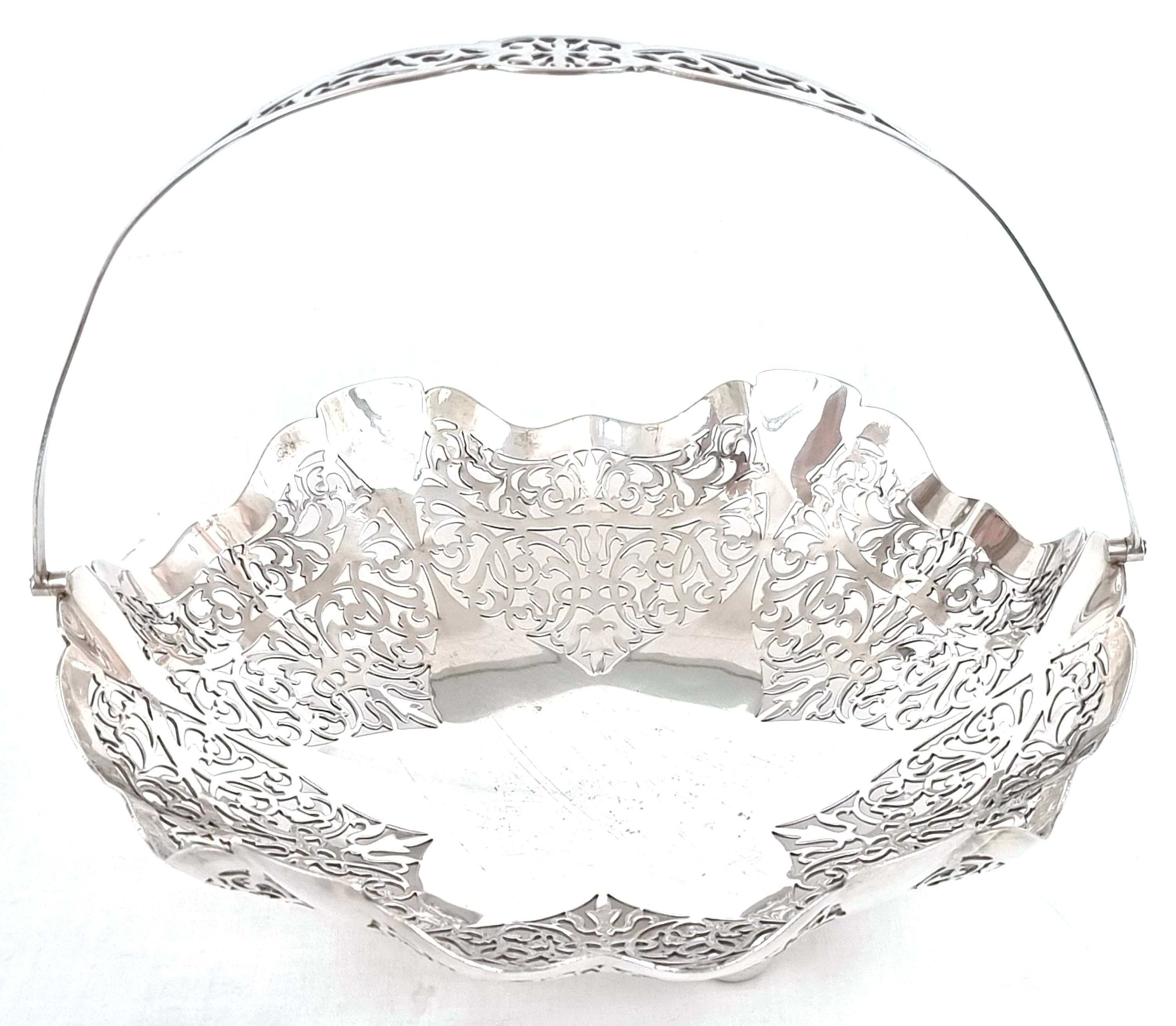 Home Décor Charming Basket Vintage Sheffield Footed Silver Plated ...