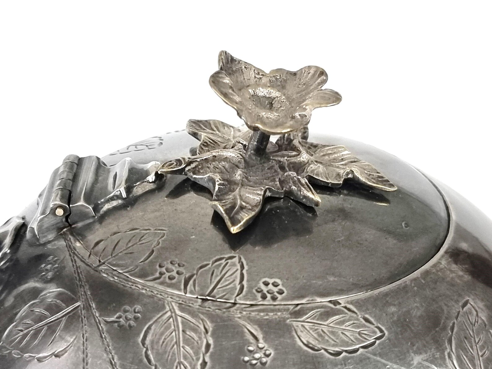 WORN Silver Plate, Antique Teapot, Floral Tableware, EPBM Ware, Flower ...