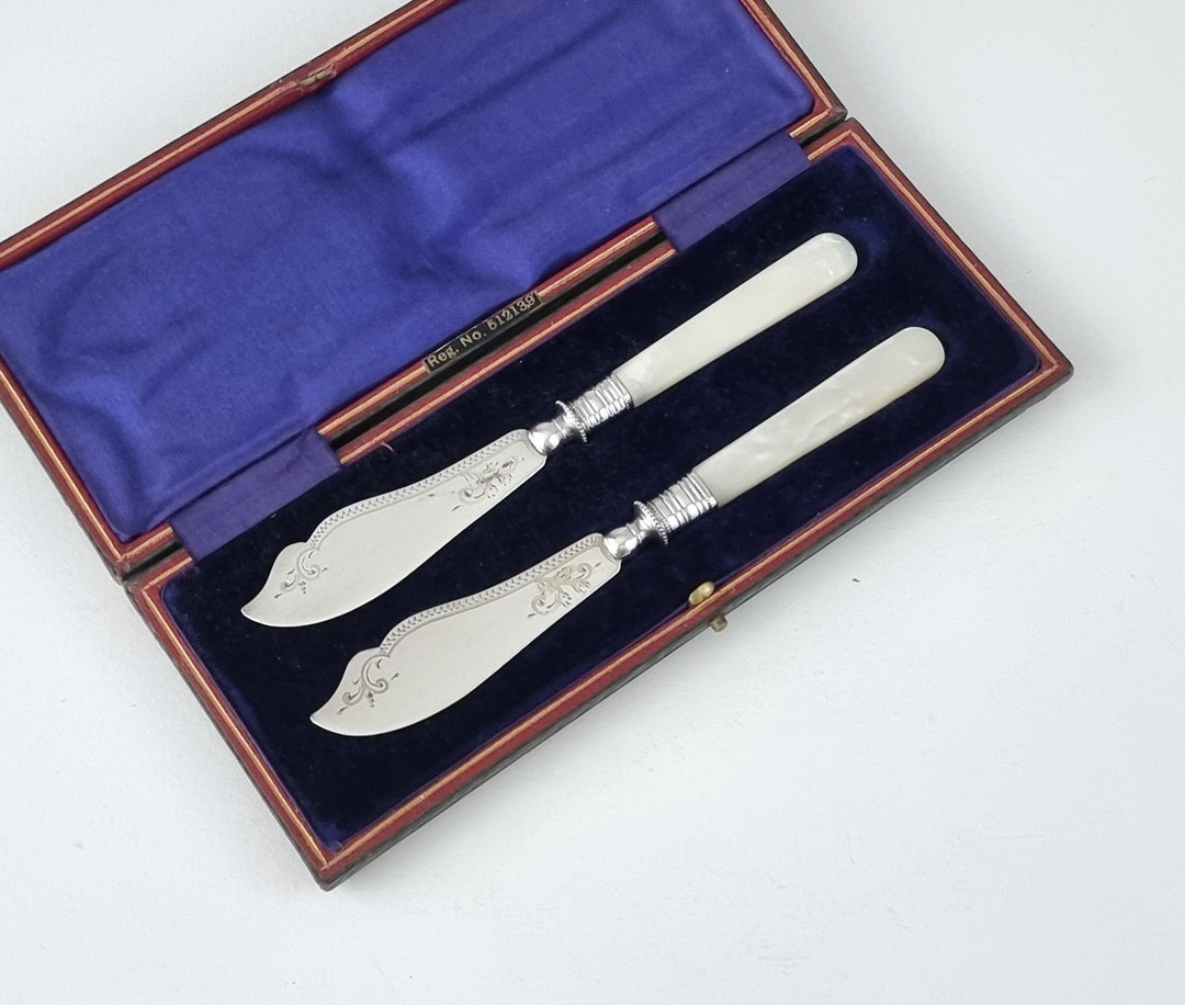 Boxed Antique Flatware, Pair of Spreaders, Silver Plate, Mother of ...