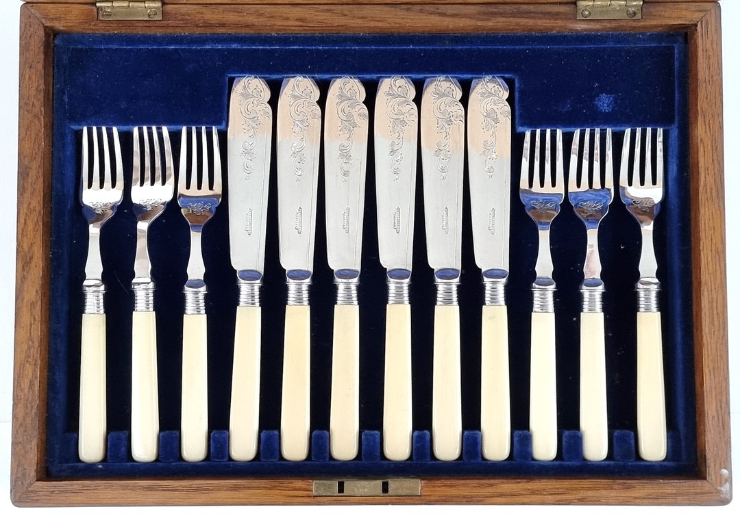 Wooden Cased Cutlery Set, Silver Plate, Alex Clark Co, Six Settings ...