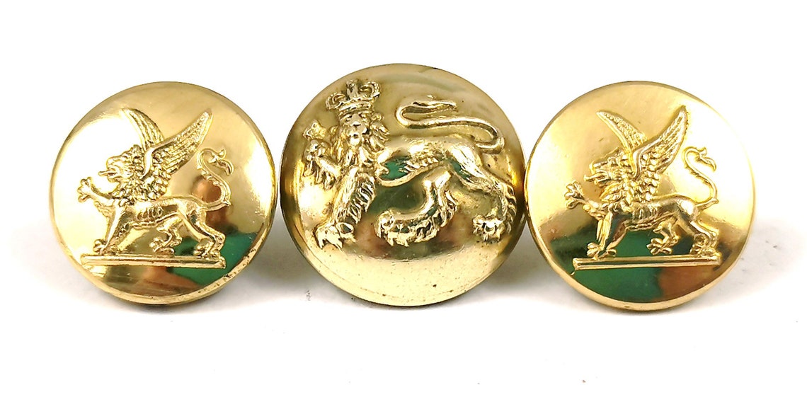 Vintage Buttons Livery Buttons Griffin Crest Griffin - Etsy