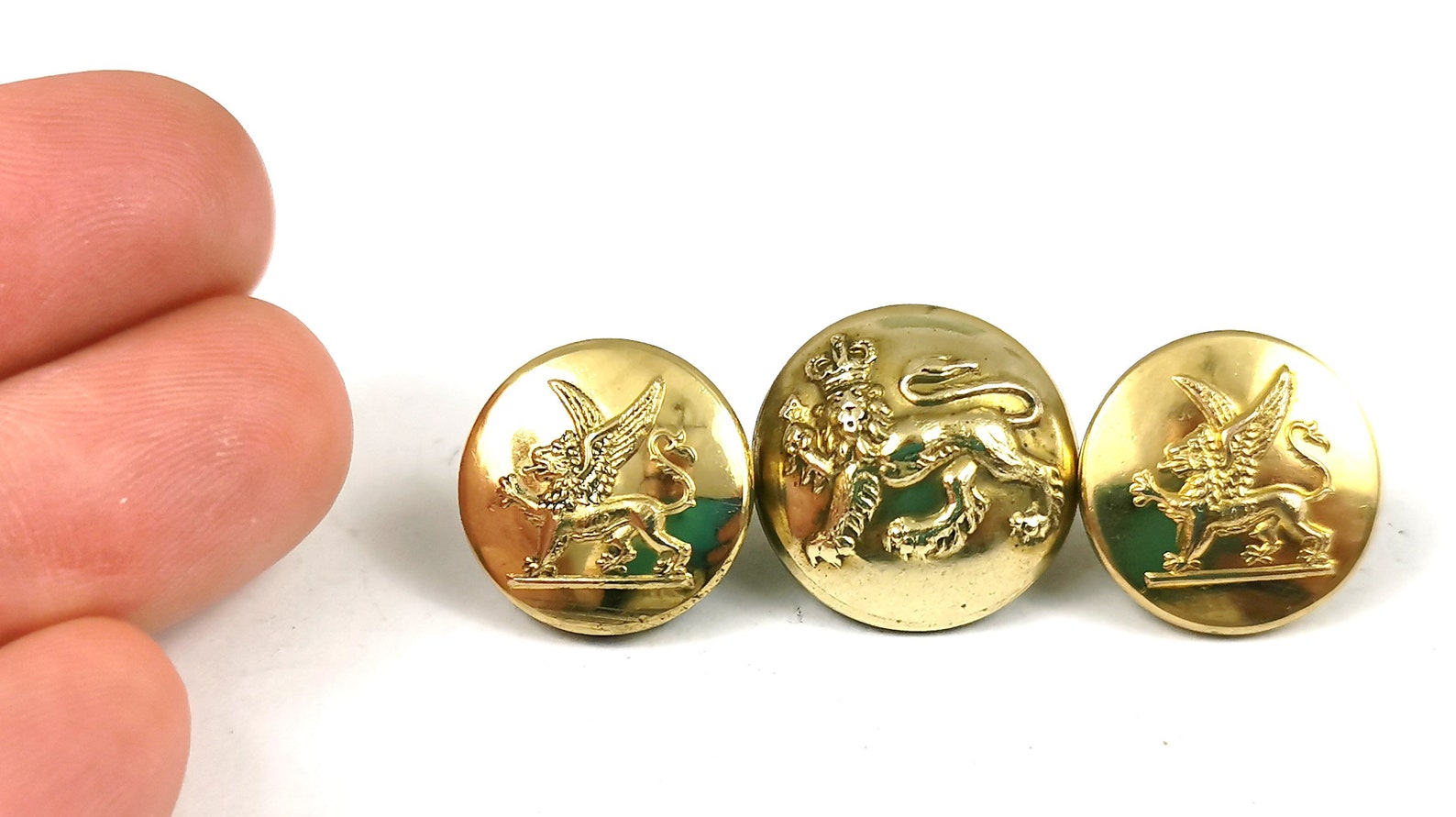 Vintage Buttons Livery Buttons Griffin Crest Griffin - Etsy