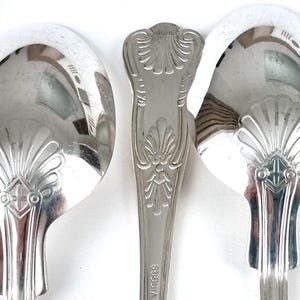 Modern Viners, Set of Eight, Dessert Spoons, Silver Plate, Kings ...