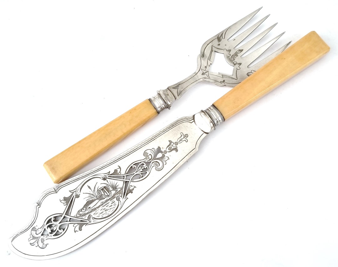 Victorian Table, Pair of Fish Servers, Silver Plate, Engraved Fish ...