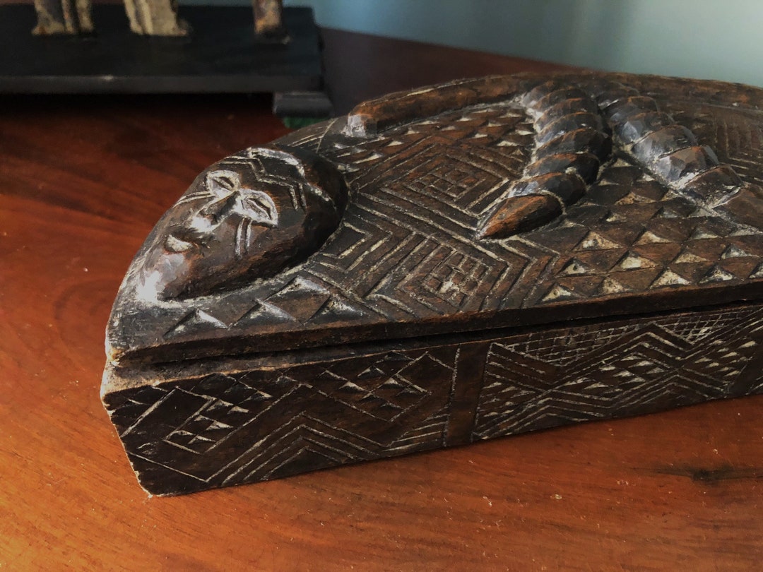 Vintage African Tribal Box Carved Wood Kuba Tukula Box Congo Box ...