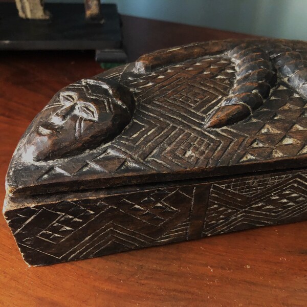 African Wood Carved Box - Etsy