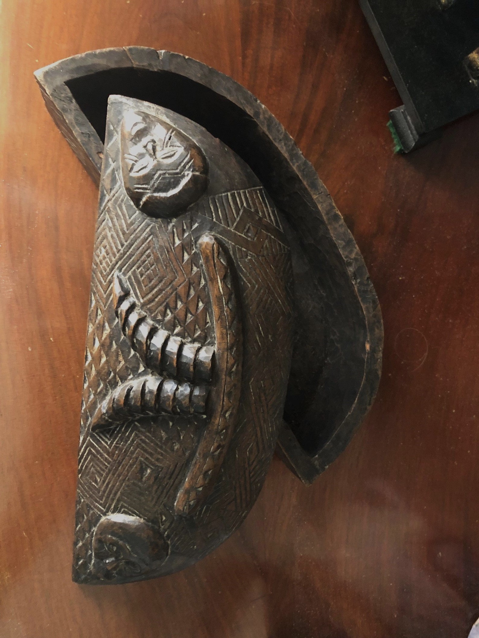 Vintage African Tribal Box Carved Wood Kuba Tukula Box Congo Box ...