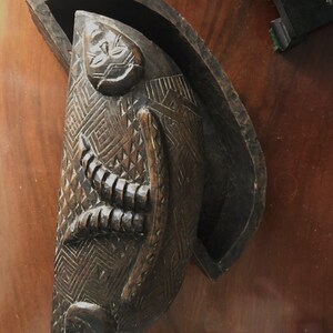 Vintage African Tribal Box Carved Wood Kuba Tukula Box Congo Box ...