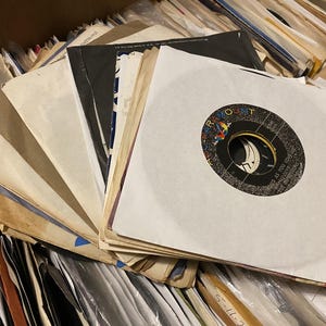 Vintage Vinyl Records Juke Box 45 RPM 7" - 15 Playable Instant Record ...