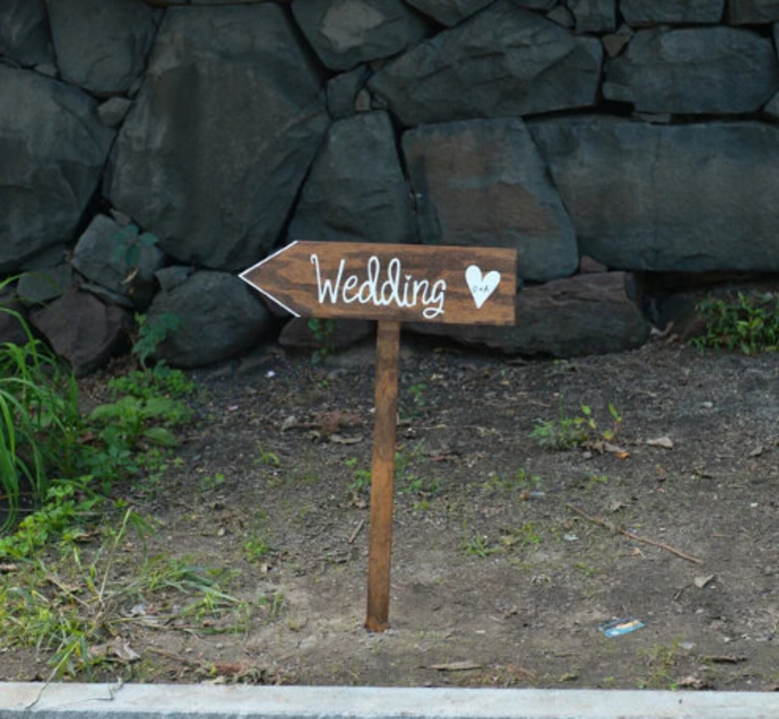 Wedding Road Sign Custom Wood Wedding Sign on Stake Outdoor - Etsy