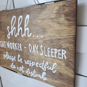Night Shift Worker Sleeping Wood Door Sign, Do Not Disturb Sign, Nurse ...
