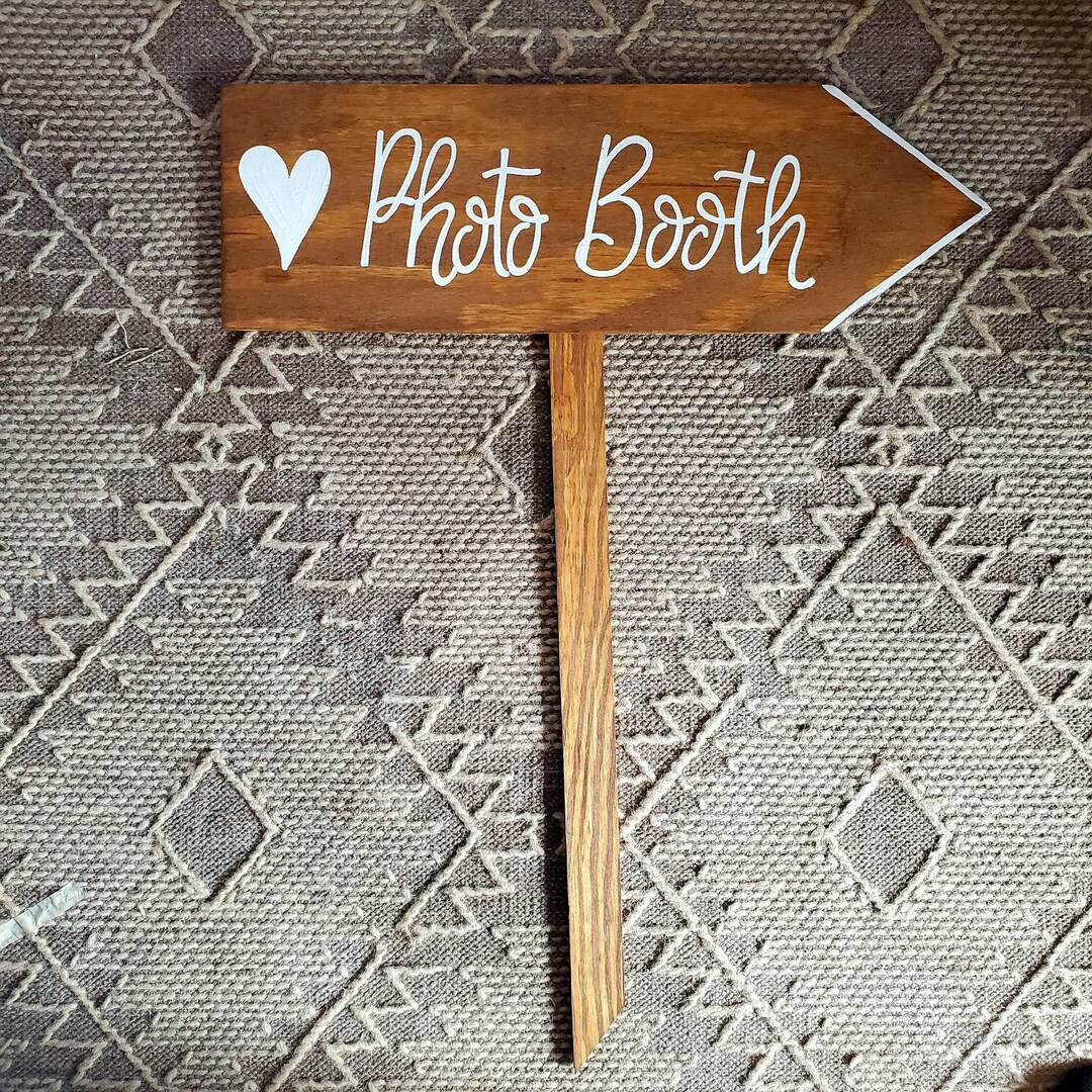 Rustic Photo Booth Arrow Sign: Wood Wedding Decor - Etsy