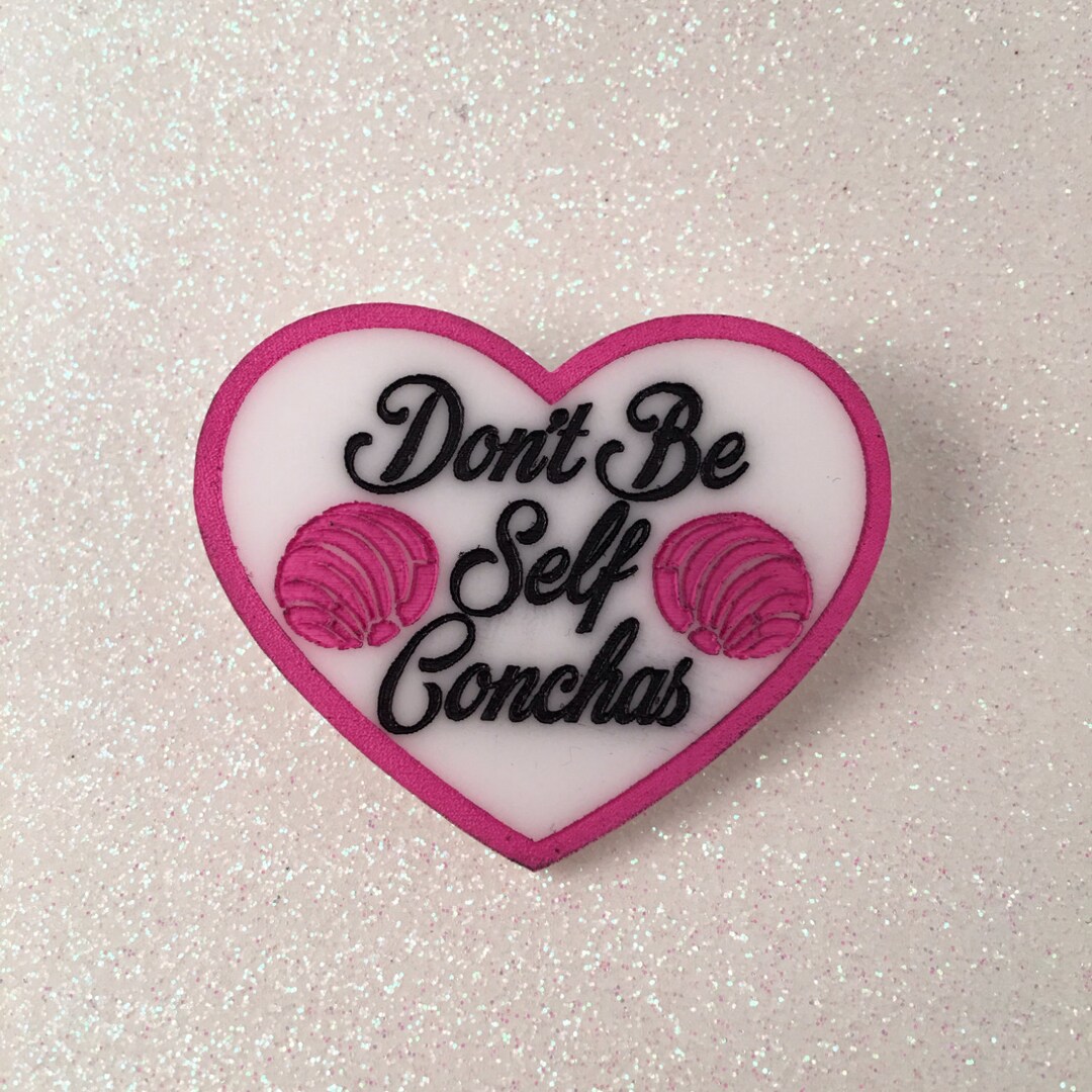 Concha Pin - Etsy
