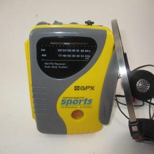 Vintage 90's GPX Sports Walkman With Rare Audio Technics Vintage ...