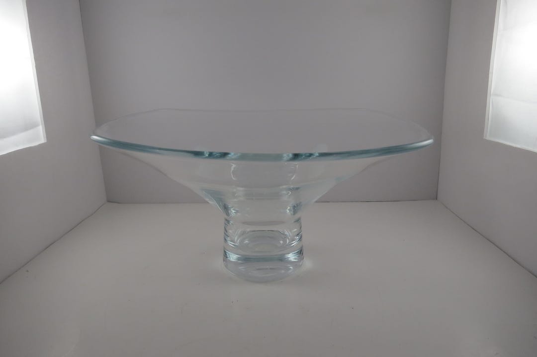 12 1/2 Inch Clear Glass Center Bowl With Frosted Spots Unbranded Large ...