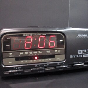 Vintage 1990's Soundesign AM/FM Weather Band Clock Radio Works Great ...
