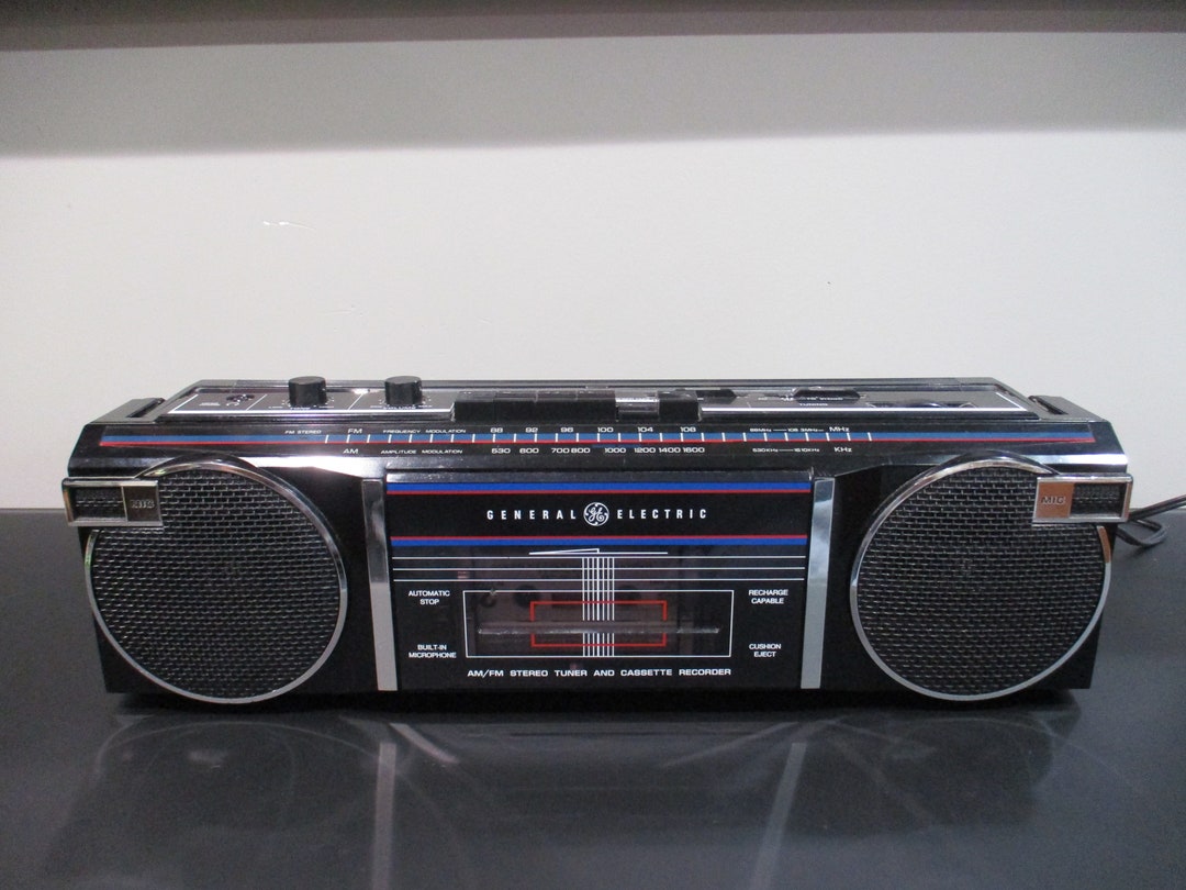 Vintage 1980's General Electric Portable Stereo Boom Box Cassette ...