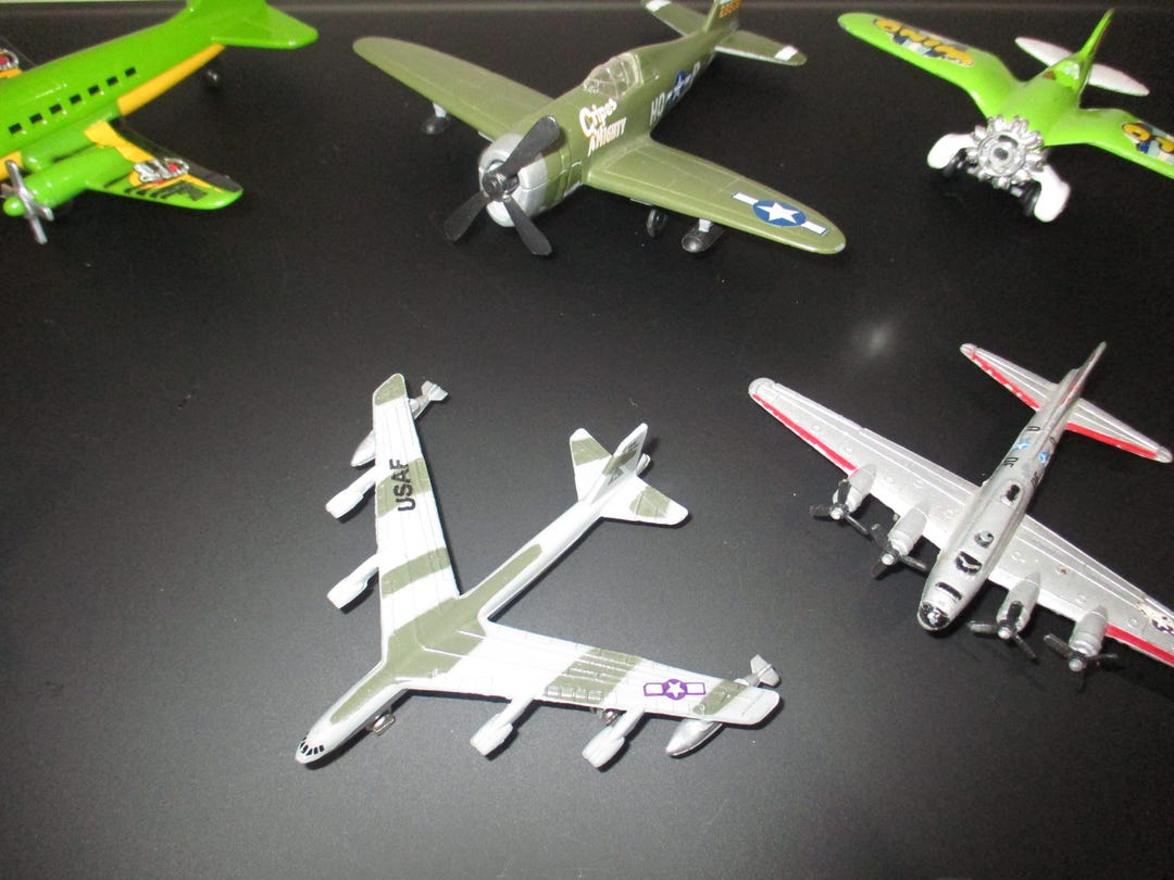 Collection of 16 70's to 90's Matchbox Airplanes Boeing 777 Three 1974 ...
