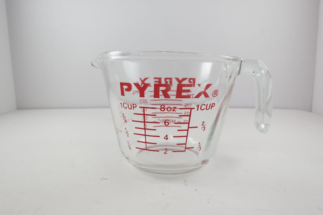 Vintage Pyrex Measuring Cup 1 Cup Red Lettering Excellent Condition - Etsy