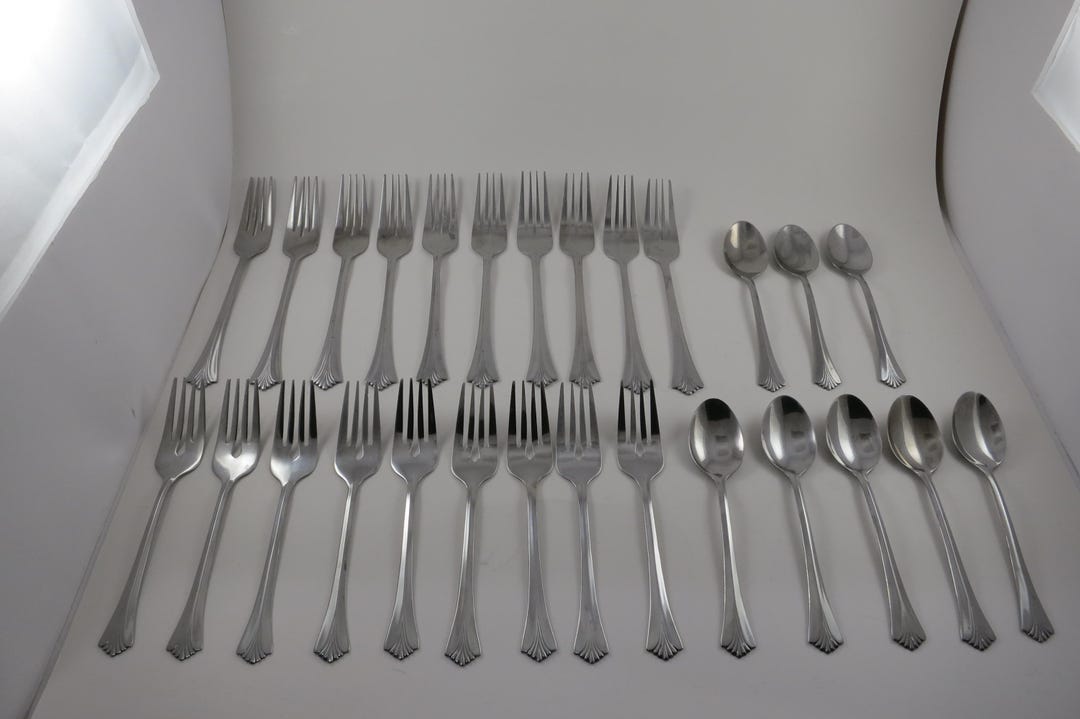 Vintage William Rogers DB 18/0 Flute Pattern Stainless Steel Flatware ...