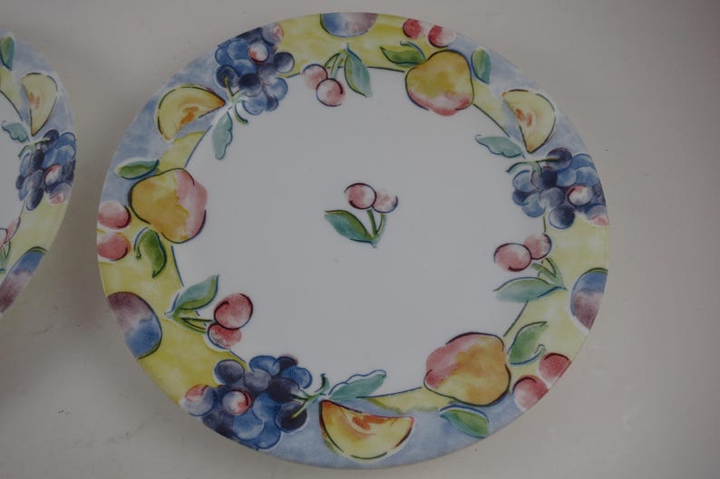 Vintage Corelle Fruit Basket Pattern 7 1/4 Inch Salad Plates - Set of 4 ...