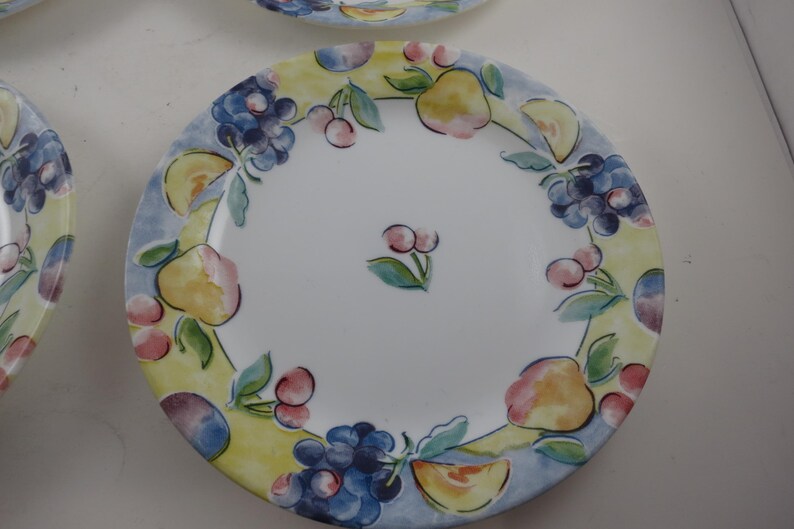 Vintage Corelle Fruit Basket Pattern 7 1/4 Inch Salad Plates - Set of 4 ...