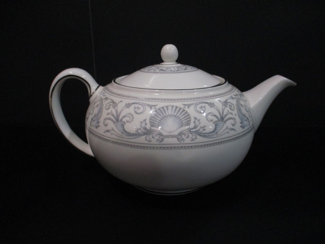 Stunning Vintage Wedgewood Dolphins Teapot R4652 With Lid Excellent ...