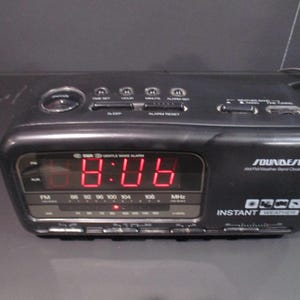 Vintage 1990's Soundesign AM/FM Weather Band Clock Radio Works Great ...