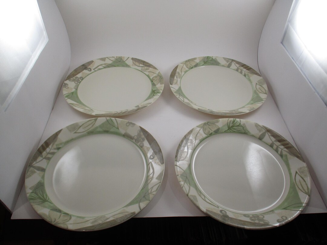 Set of Four Vintage Corelle by Corning Textured Leaves Pattern 10 1/4 ...