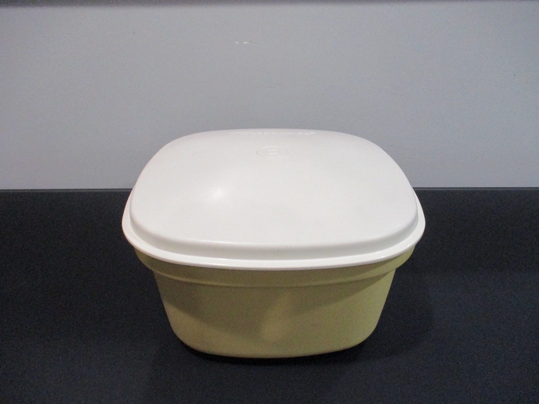 Vintage Harvest Gold Three Piece Tupperware Microwave Steamer Set ...