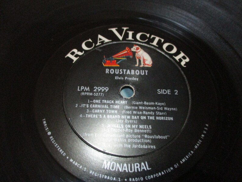 Vintage 1965 LP Record Elvis Presley Roustabout Soundtrack - Etsy