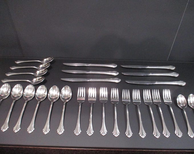 Vintage Oneida Stainless Steel Flatware Bancroft Set 28 Pieces ...