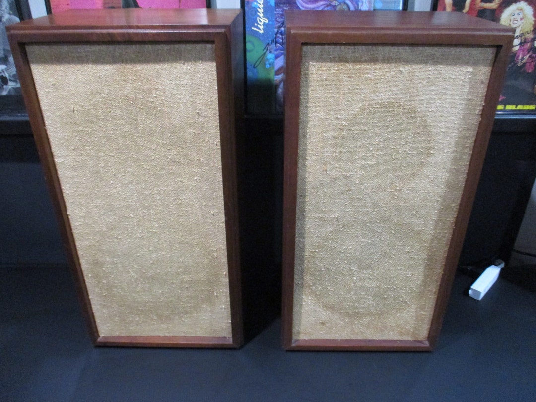 Pair of Vintage KLH Model 20 Loud Speakers Wooden Cases Excellent ...