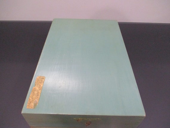 Beautiful Vintage Asian Green Lacquer Jewelry/Trinket… - Gem