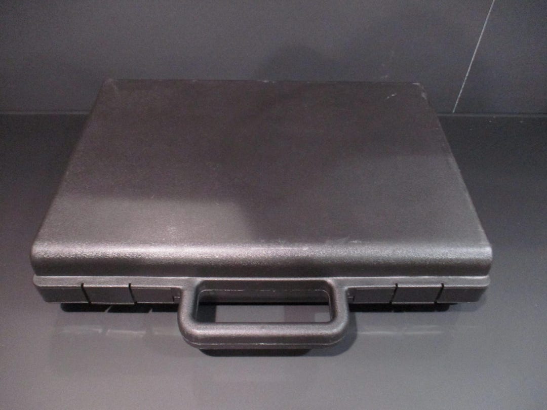 Vintage Black Click Case Cassette Carrying Case 1980's Hard Shell With ...