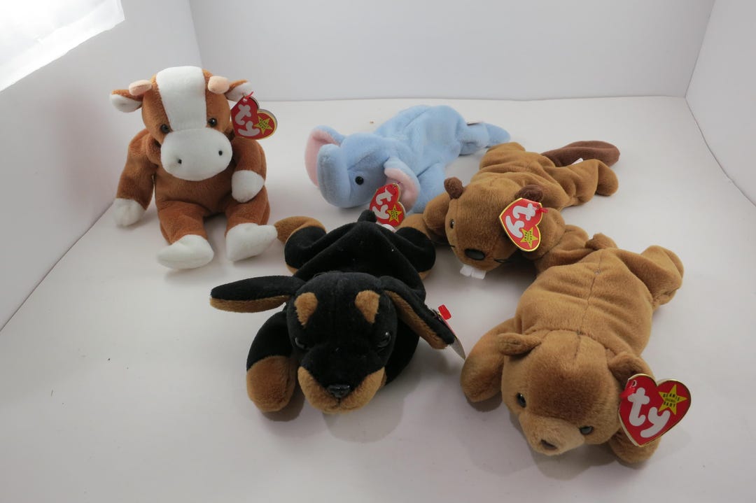 Collection of Five TY Beanie Babies Cubbie Doby Bucky Peanut Bessie All ...
