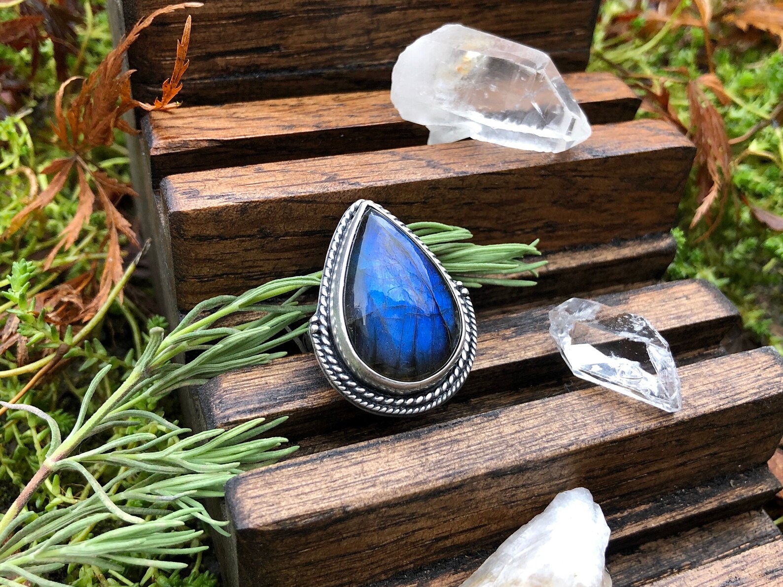 Labradorite and Sterling Silver Ring // Size 7.75 // Labradorite ...