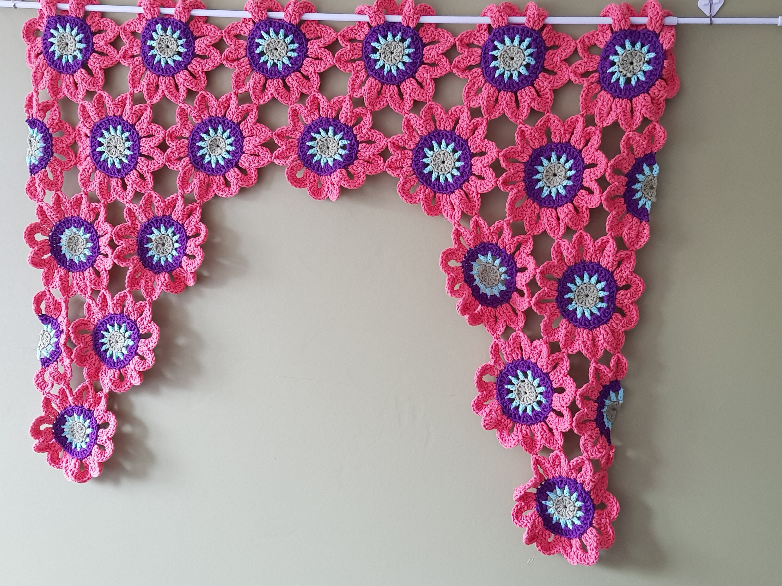 Hand Crochet Flower Curtain/blind/valance - Etsy